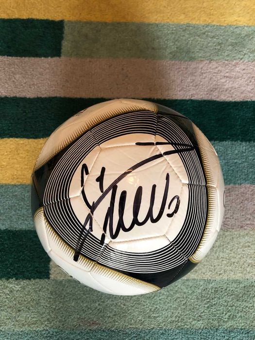 Minge semnata de Cristiano Ronaldo + Coa + suport / display Bucuresti ...