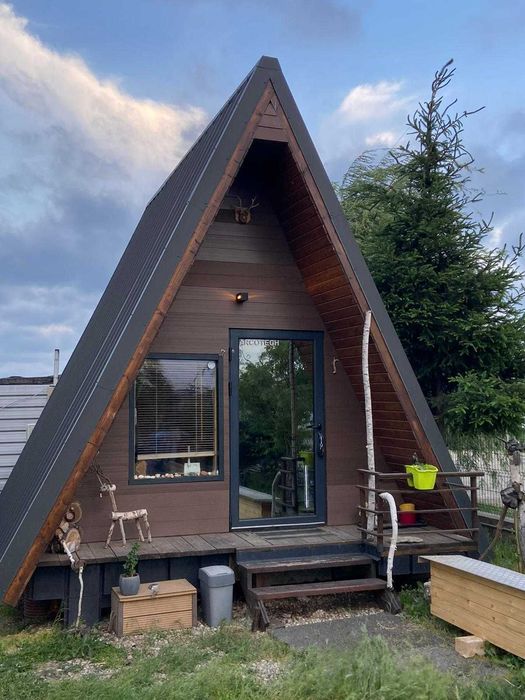 Cabana A Frame si casa din structura de lemn de vanzare Hunedoara • OLX.ro