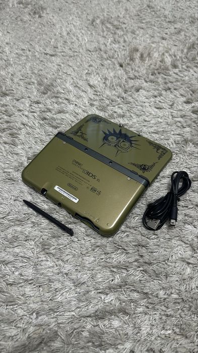 Nintendo new 3ds xl zelda modat ~ ecran ips controller Craiova • OLX.ro