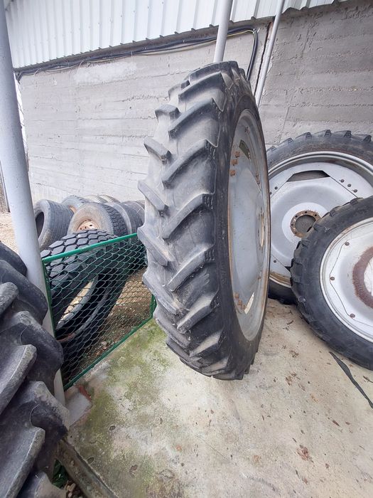 Vand kit roti inguste Case/New Holland originale, tractor 120-150 CP ...