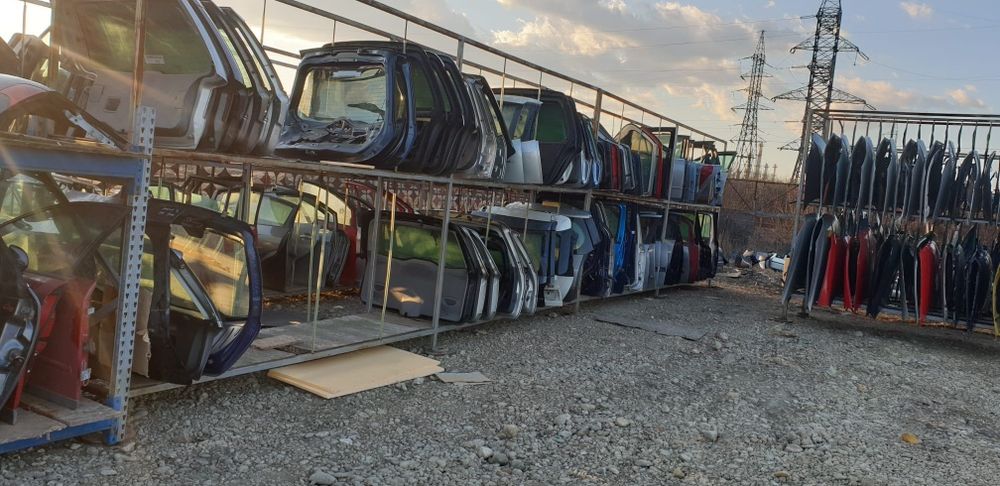Piese auto dezmembrări Ford Opel Volkswagen Audi Seat Fiat Mercedes ...