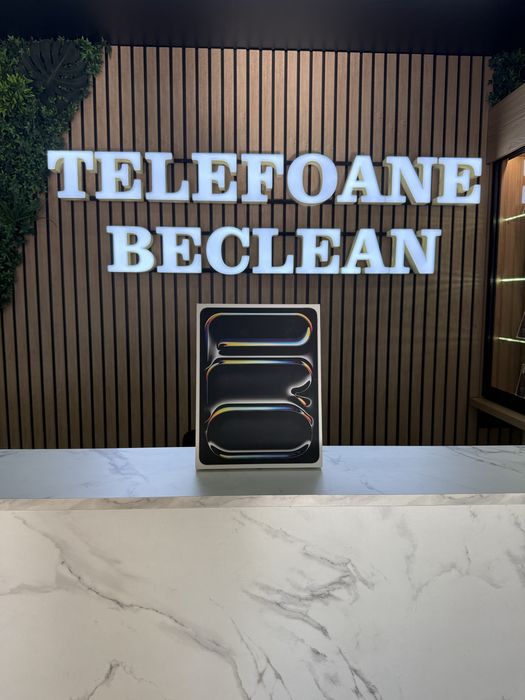 Ipad pro M4 sigilata 13 Inch 256 GB - Garantie 12 luni Bistrita • OLX.ro