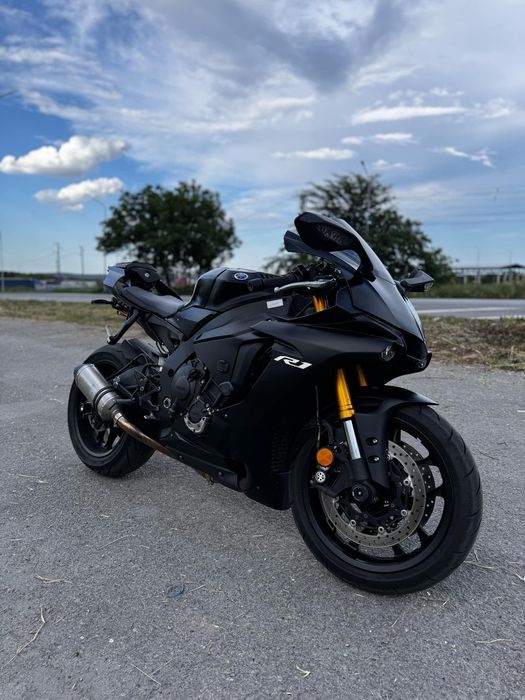 Yamaha YZF-R1 2019 Giurgiu • OLX.ro