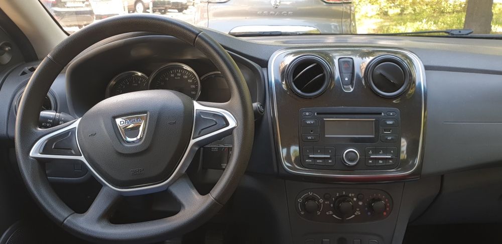 Vand Dacia Logan 1.0L, 2017 Alb Constanta • OLX.ro