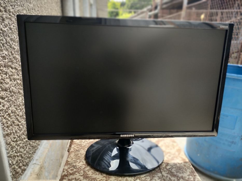 Vînd Calculator și Monitor în stare perfectă de funcționare. Braila ...