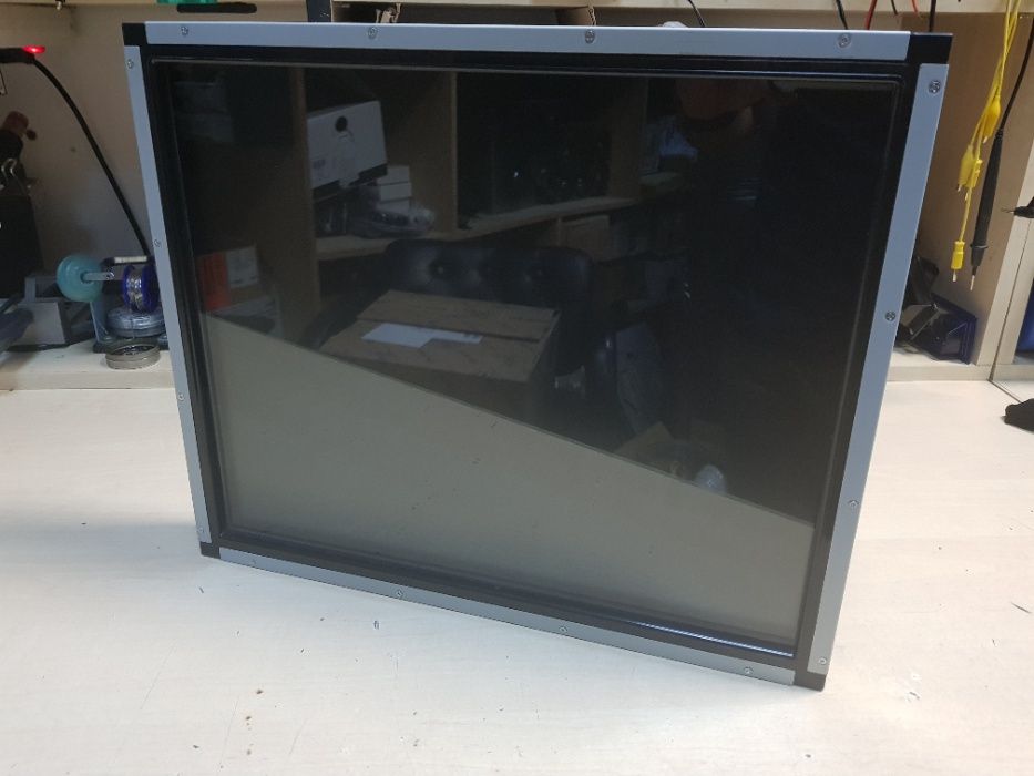 Monitor General Touch cu touch screen 19 inch Bacau • OLX.ro