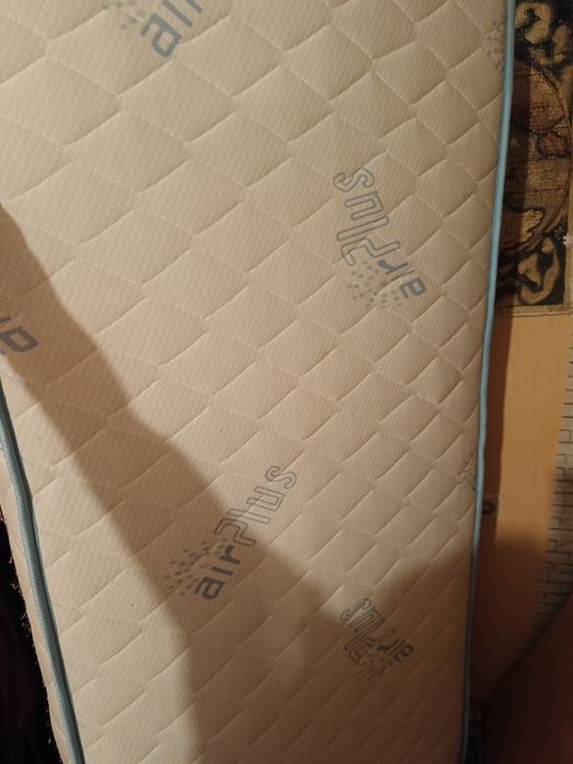 Еднолицев матрак 82/190 гр. Плевен Идеален център • OLX.bg