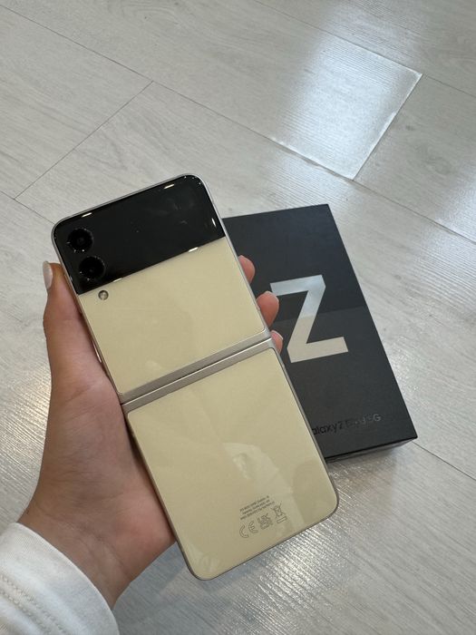 Samsung galaxy z flip 3 гр. София НПЗ Изток • OLX.bg