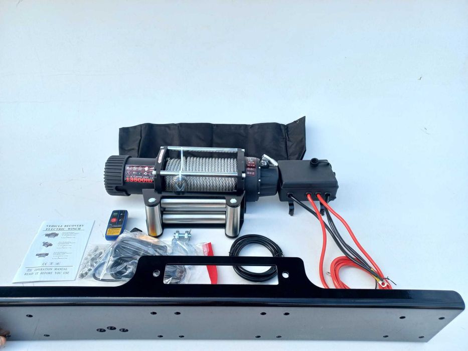 Troliu 12V 13500LBS AUTO / PLATFORMA 12V (6.2T) + 2 Telecomenzi NOU ...