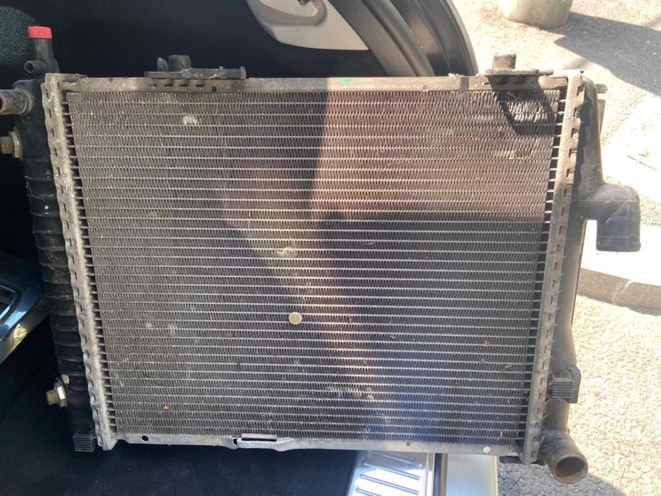 Vand Radiator Mercedes W124 E class 300e sau 300ce cutie manuala ...