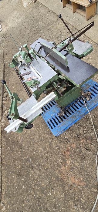 M.U.T LUREM C 210 masina universala tamplarie freza antic old ...