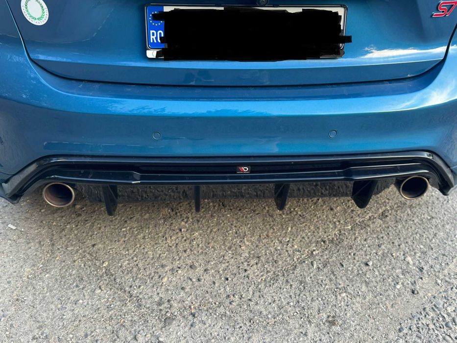 Se vinde Ford Focus ST Performance!!! Ploiesti • OLX.ro