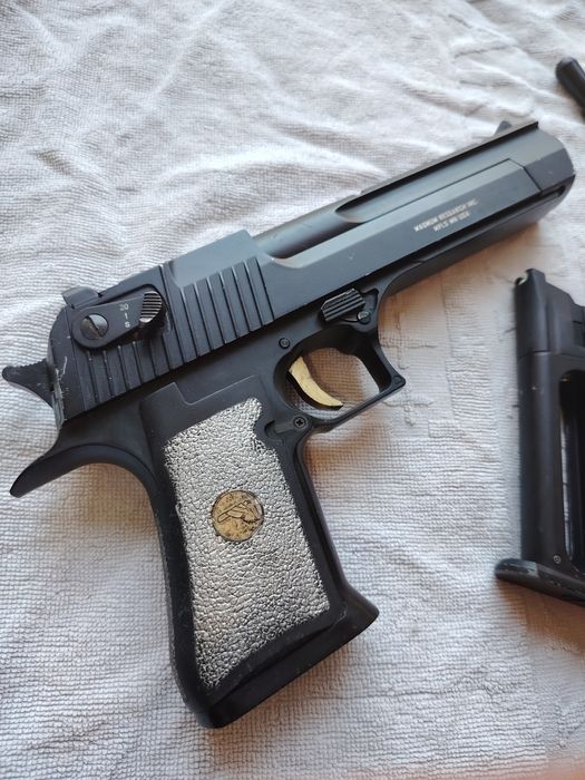 Airsoft пистолет Desert eagle гр. Търговище Въбел • OLX.bg