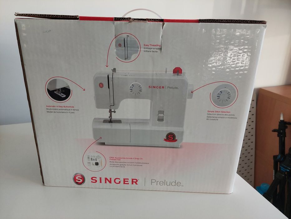 Masina de cusut Singer Prelude cu 10 picioruse si accesorii originale Bucuresti Sectorul 5 • OLX.ro