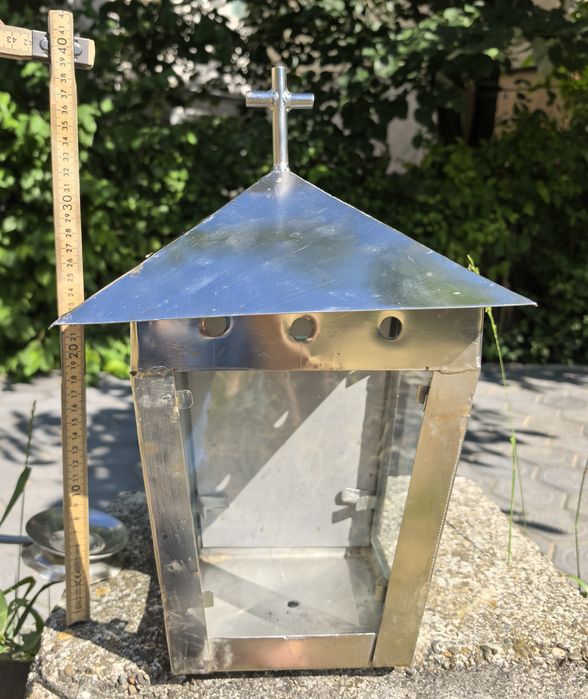 Felinar mortuar și suport pentru tămâie, ambele din INOX Iasi • OLX.ro