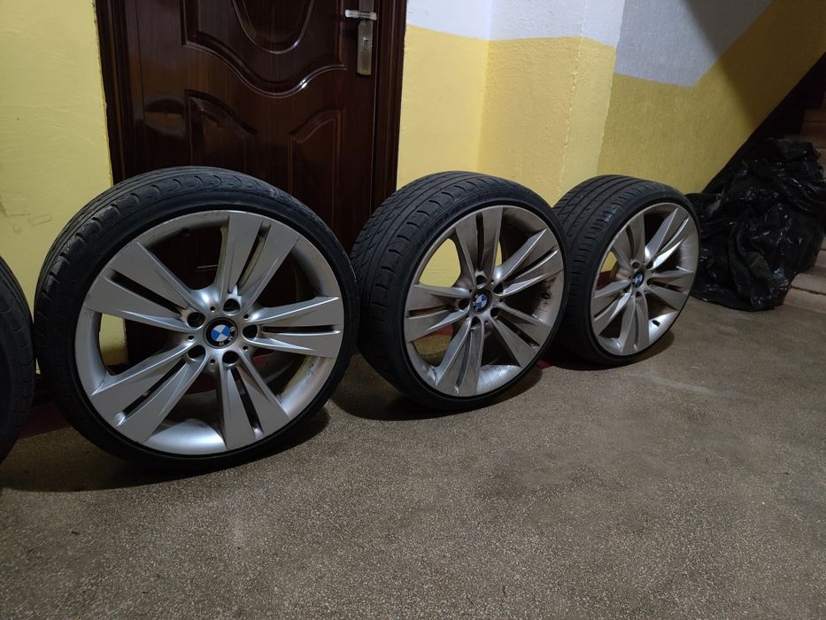 Jante R19 Bmw + distantiere + prezoane Ramnicu Sarat • OLX.ro
