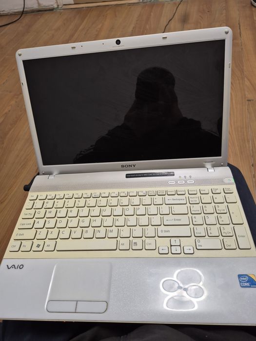 Laptop Sony vaio Iasi • OLX.ro