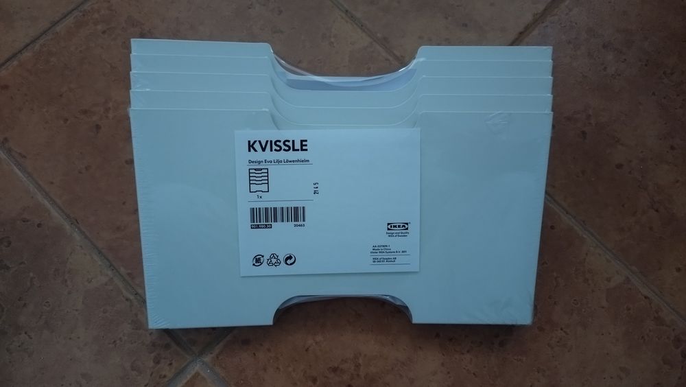 IKEA Kvissle стенна поставка за списания гр. Велико Търново Център • OLX.bg