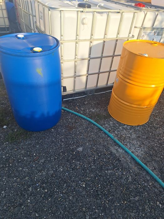 Butoi bidon tabla/plastic 200L cubitainer ibc 1000 l Timisoara • OLX.ro