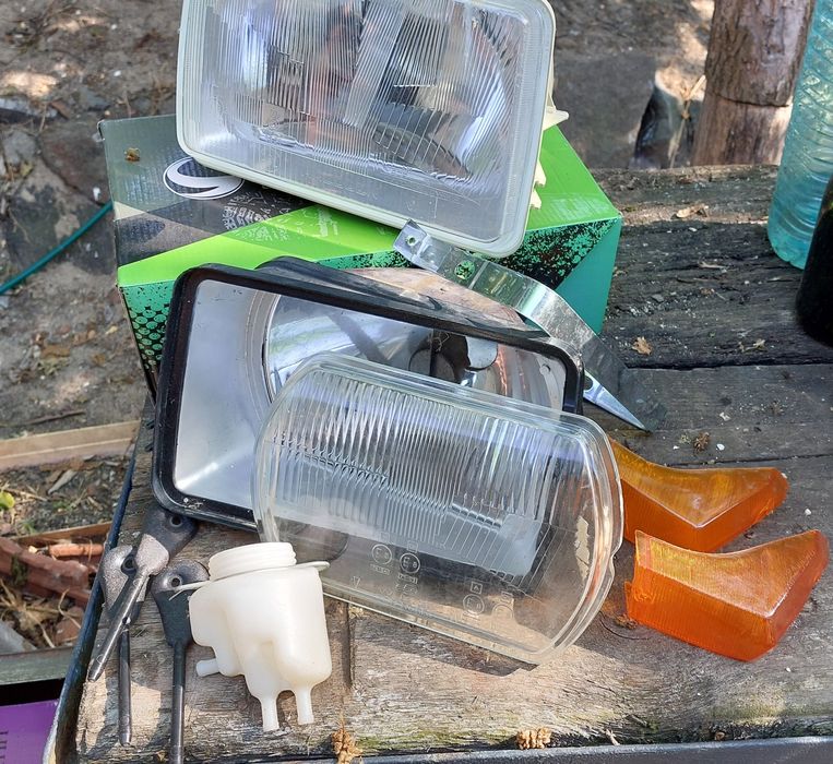 Фарове за Шкода 120 гр. Бургас Изгрев • OLX.bg