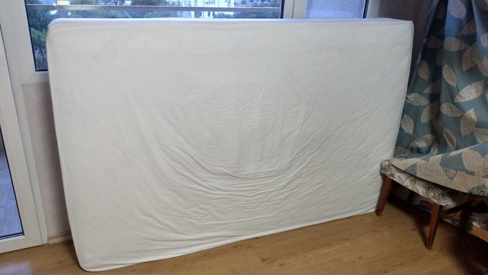 ПОДАРЯВАМ матрак 120/190 гр. София Център • OLX.bg