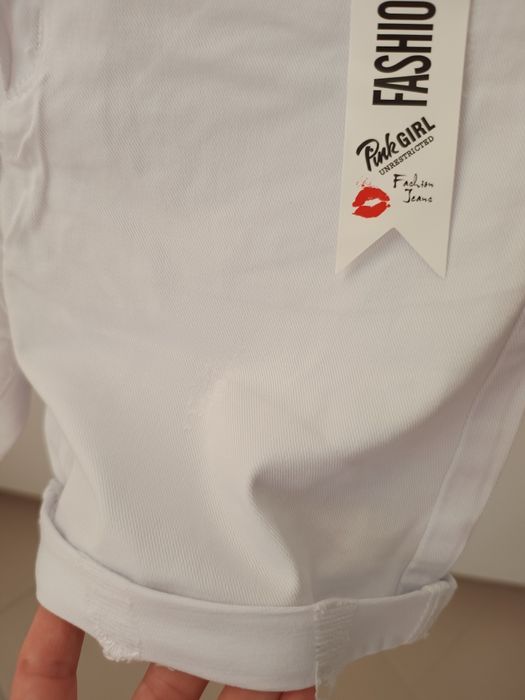 Rochie noua de blug Dobroesti • OLX.ro