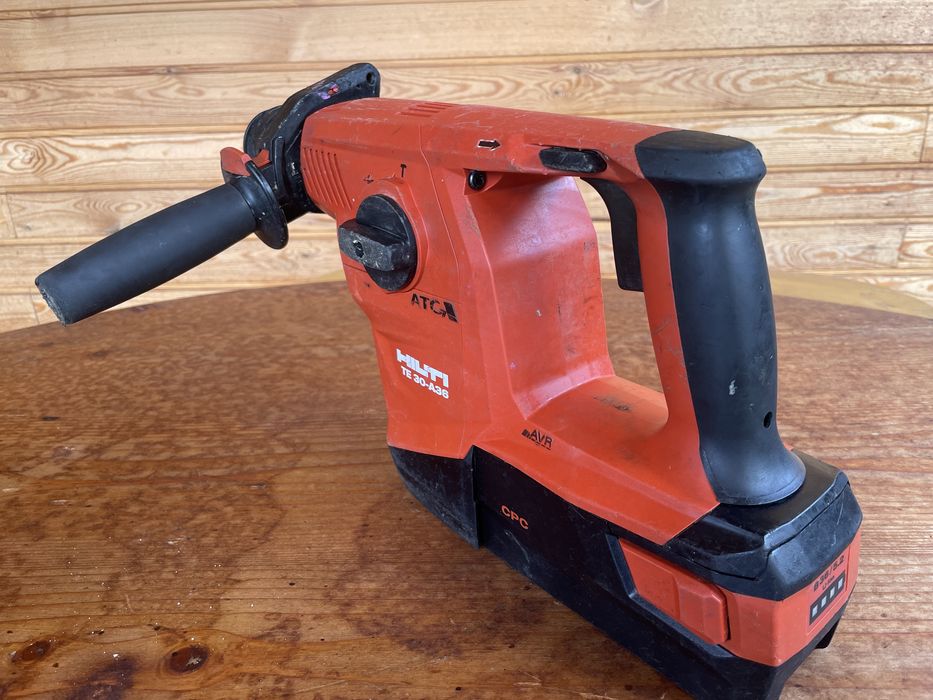 Rotopercutor HILTI TE30-A36, 2022 Ploiesti • OLX.ro