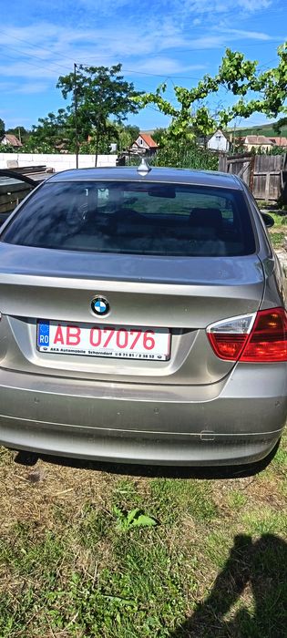 Vând BMW e90 320l Sebes • OLX.ro