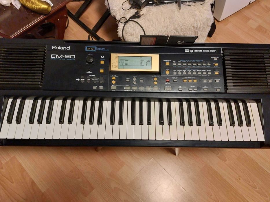 Roland EM50 перфектен гр. Попово • OLX.bg