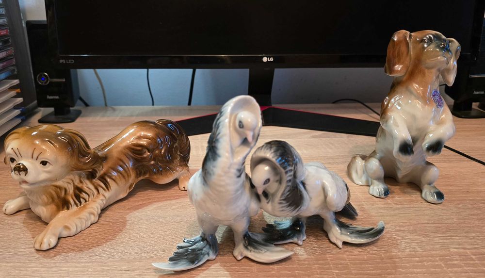 Bibelouri vechi de porțelan fin românești și străine Iasi • OLX.ro