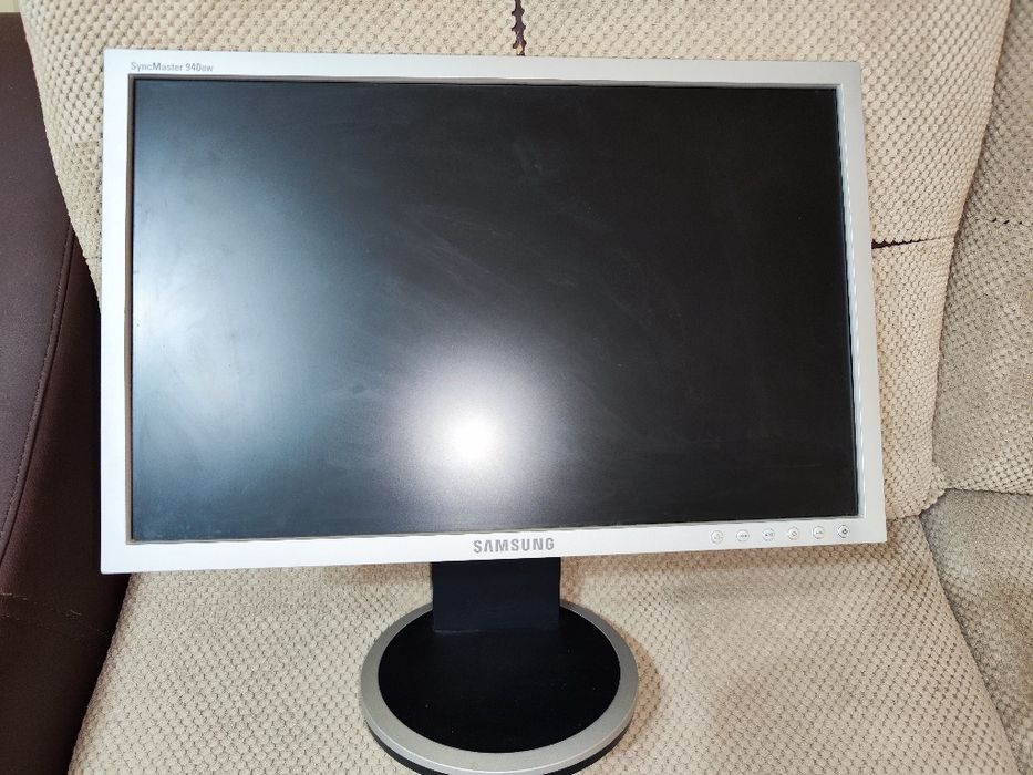 Монитор Samsung 940BW – 19 инча гр. Бургас Славейков • OLX.bg