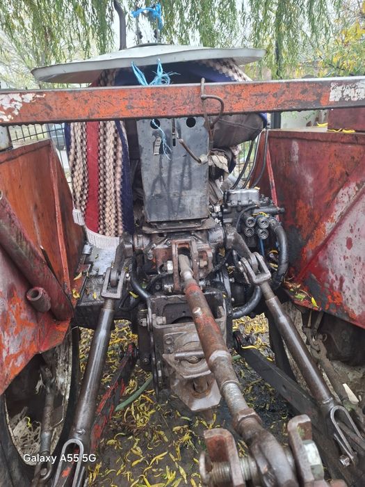 Vând Tractor U445 (leuț),plug,semănătoare, disc ,remorcuta Romanu • OLX.ro