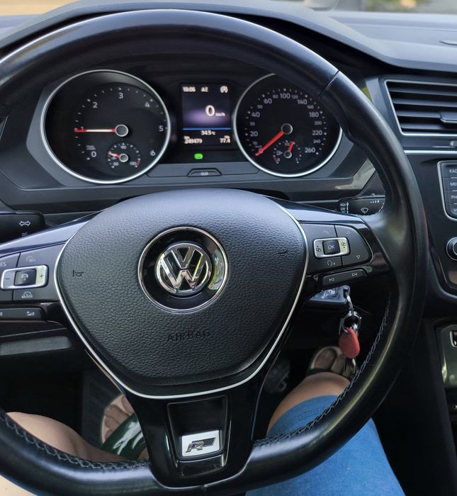 Volan VW R-line (2018) Vaslui • OLX.ro