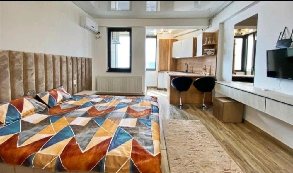 4 STUDIOURI pe plaja Azimuth in Stefan Building Resort Mamaia • OLX.ro