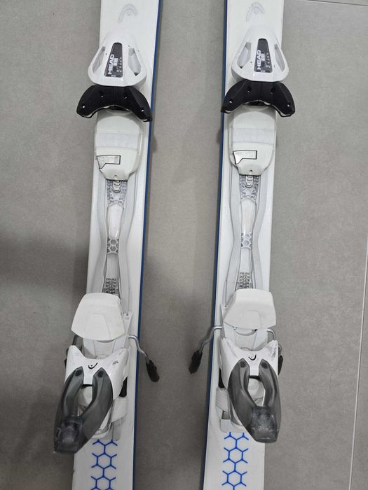 Schiuri Head light JOY Popesti-Leordeni • OLX.ro