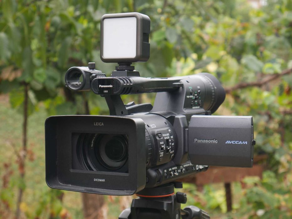 Panasonic HMC 150 Camera video profesionala HD Arad • OLX.ro