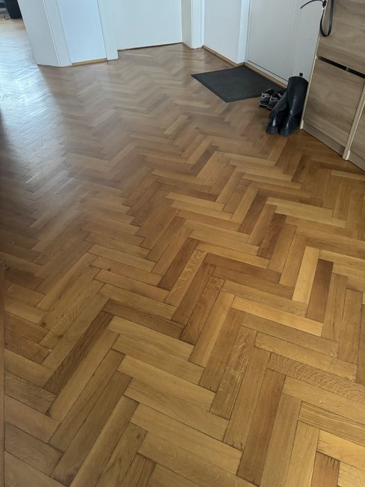 Vand parchet masiv vechi (se demonteaza la cerere) Drumul Carului • OLX.ro