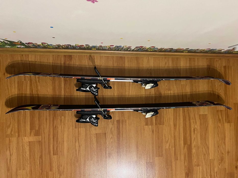 Schiuri copii free style/twin tip sh Atomic Punx, 140 cm Iasi • OLX.ro