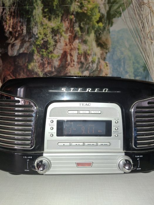 Radio cd.Teac cu telecomanda Iasi • OLX.ro