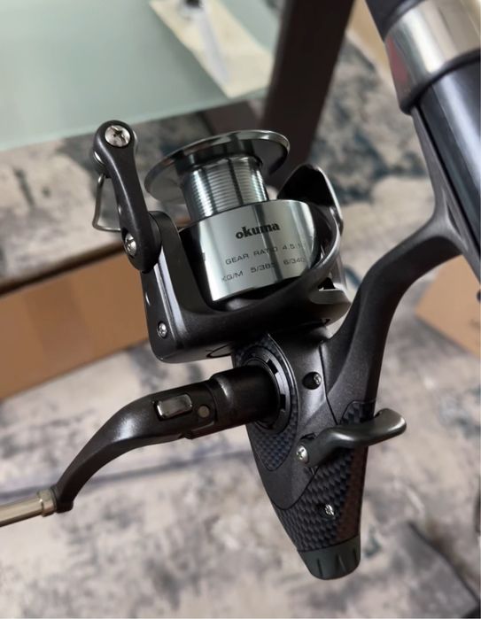 Okuma Longbow XT Baitfeeder 5500 Peris • OLX.ro