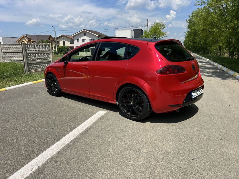 Okazie! Seat Leon Cupra 340cp! 150000km! Culoare Candy Read! Valu lui ...