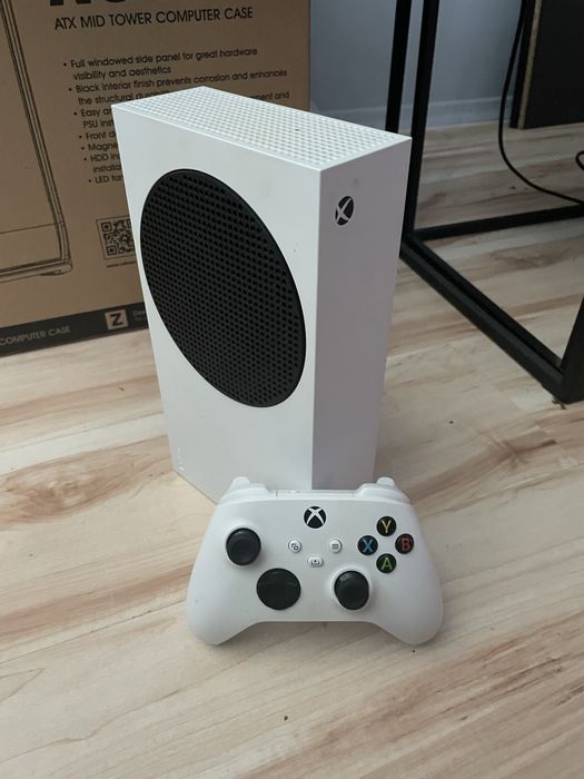 Xbox white series S гр. Търговище Боровец • OLX.bg