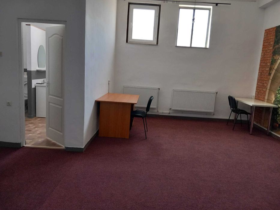 Spatii de inchiriat pret mic in oras zona nord Ramnicu Valcea • OLX.ro