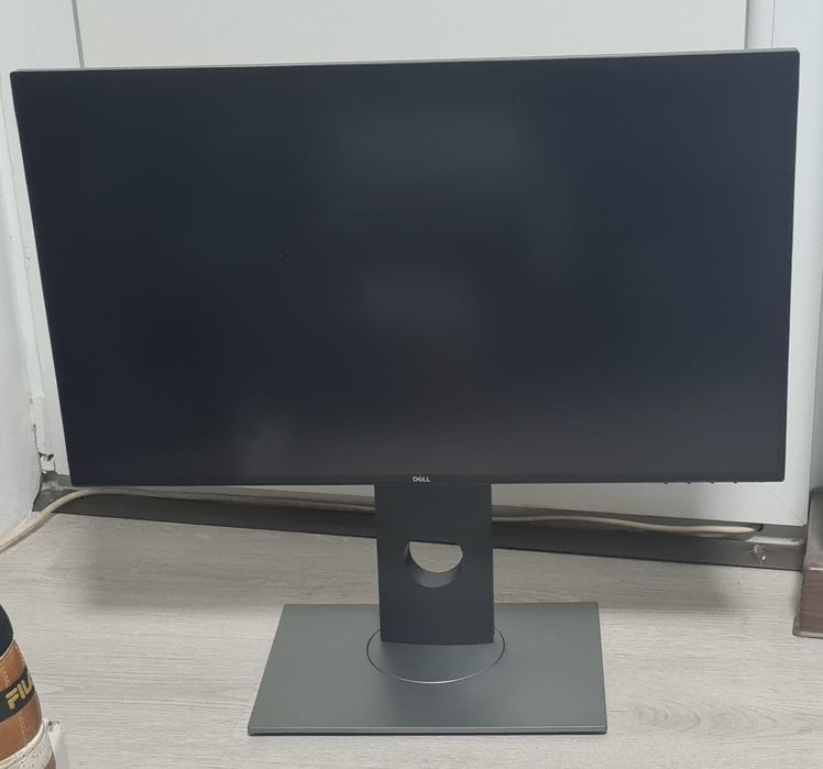 Vand Monitor Profesional WQHD Dell UltraSharp Infinity view Giurgiu ...