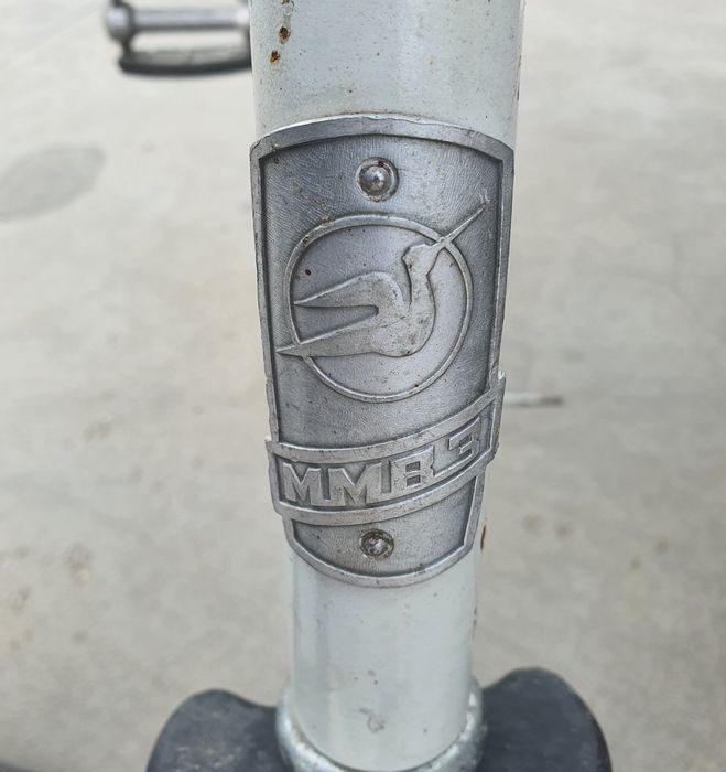 Bicicleta bulgareasca/ruseasca pliabila veche, cu neajunsuri estetice ...