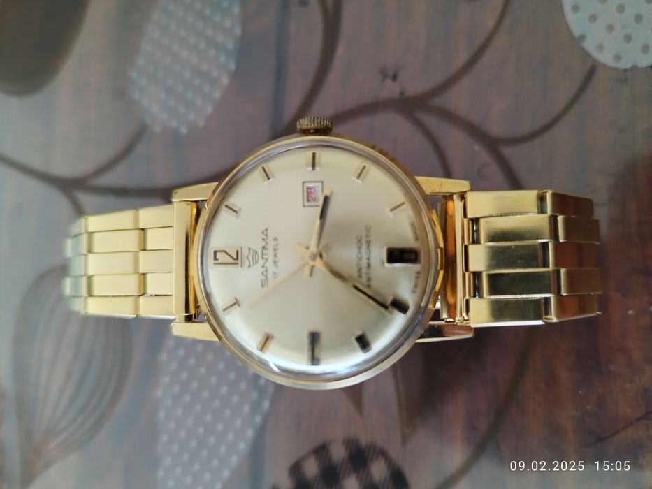 Продавам оригинален швейцарски механичен часовник Santima от 1970а год ...