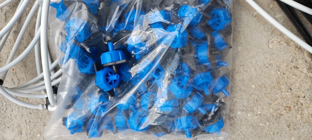 Sistem udat flori și arbusti Mihailesti • OLX.ro