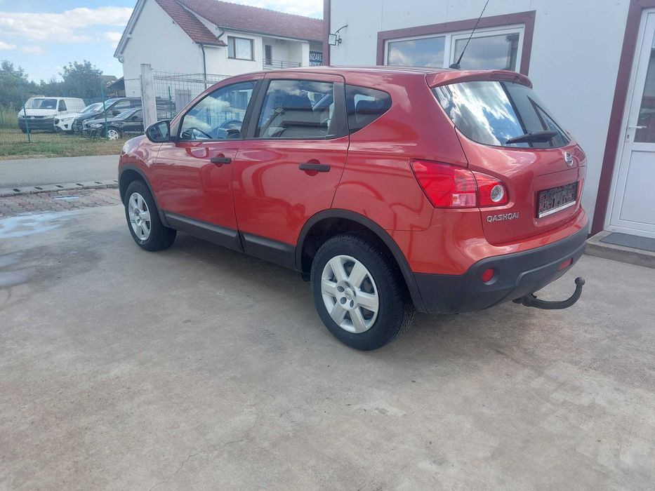 Nissan Qashqai! 4000 euro! benzina! aer conditionat! INMATRICULAT ...