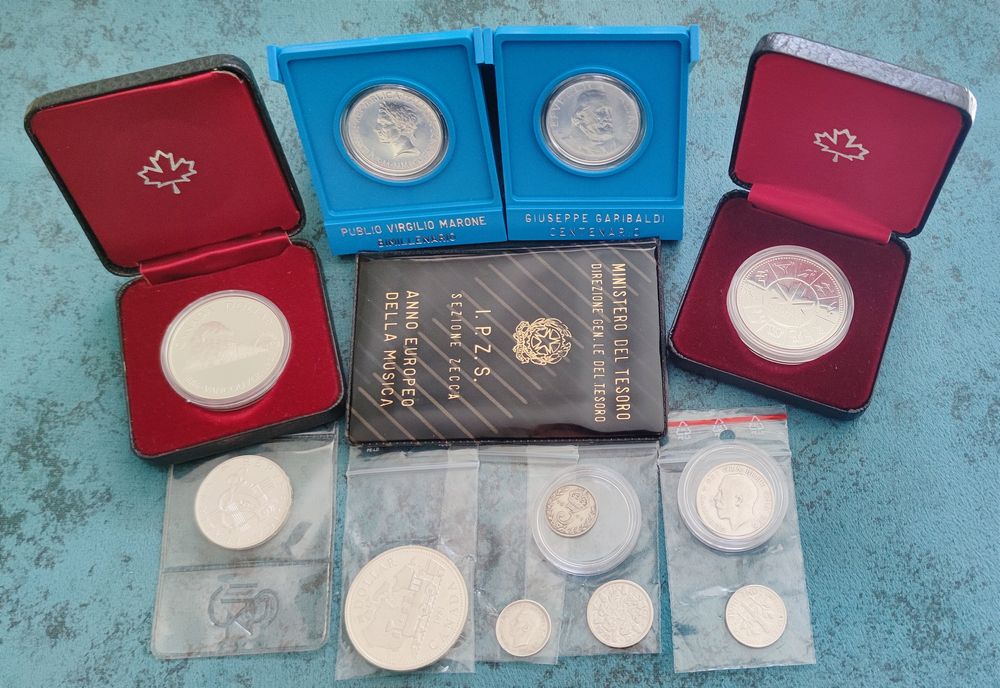 Colecție monede argint,ani diferiți Focsani • OLX.ro