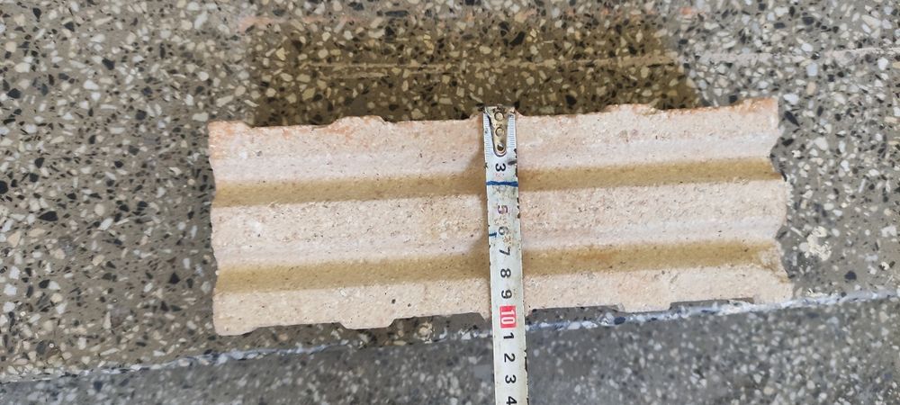 Огнеупорни тухли гр. Ямбол Златен рог • OLX.bg